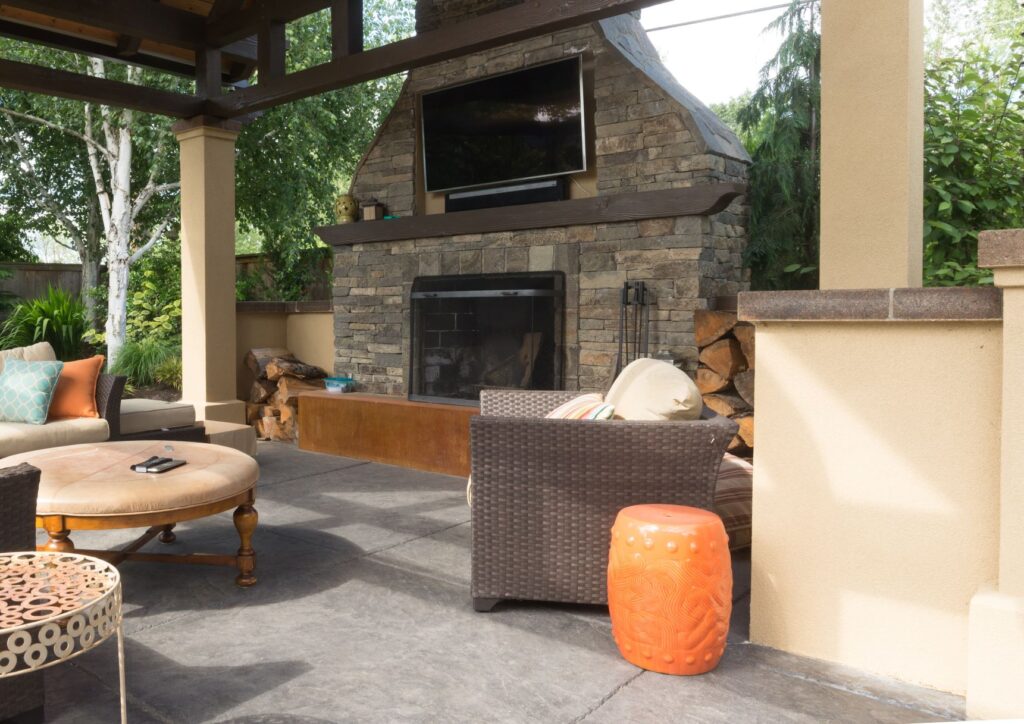 Outdoor Audio Visual - Digital Habitat Miami